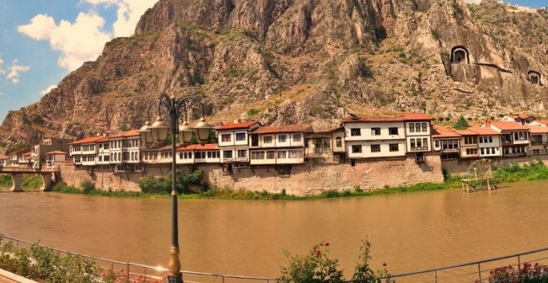 Amasya Museum | Turkey Museums | Private Istanbul Tours